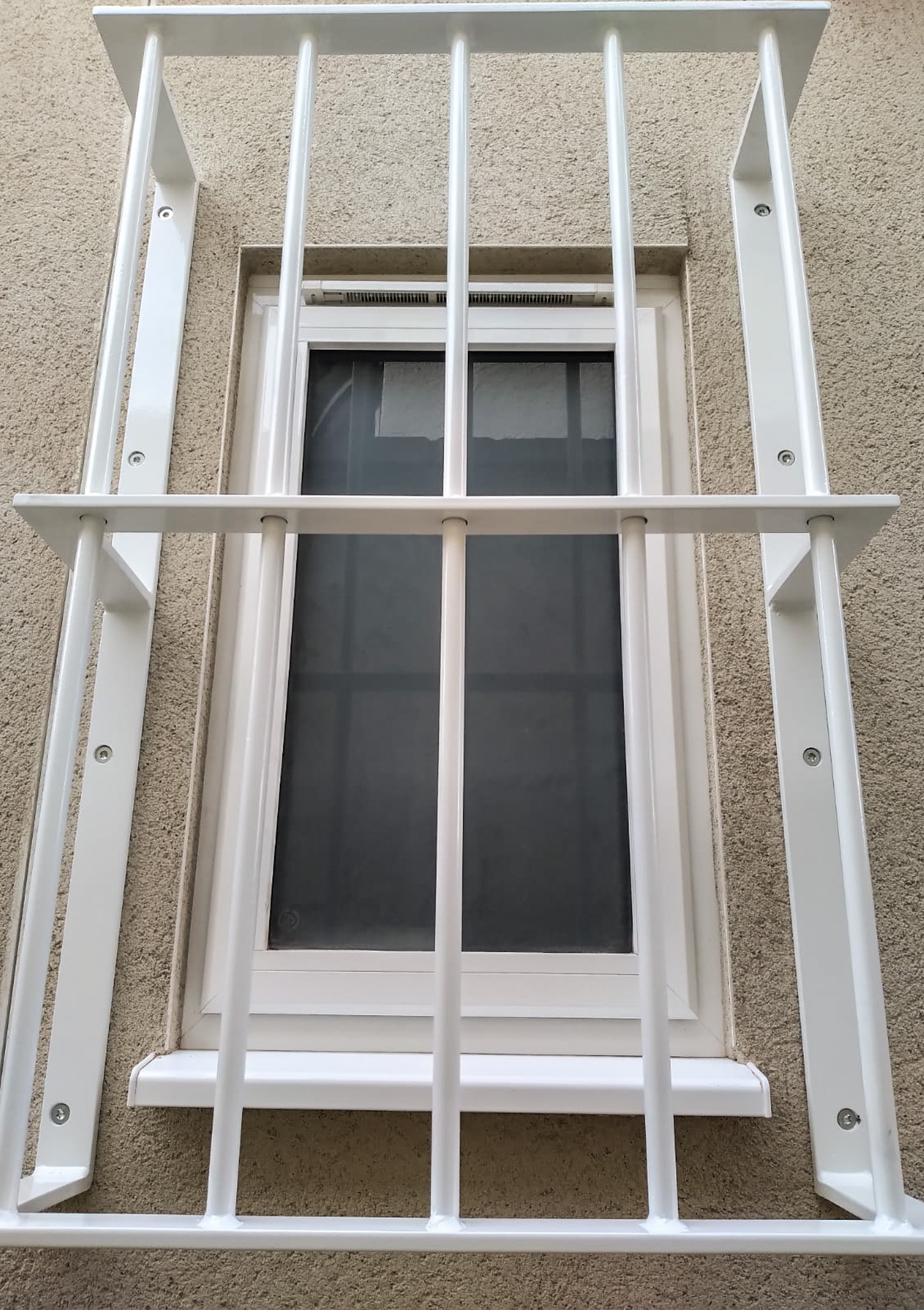 WINDOW SECURITY GRILLES - Security gates R Us | London