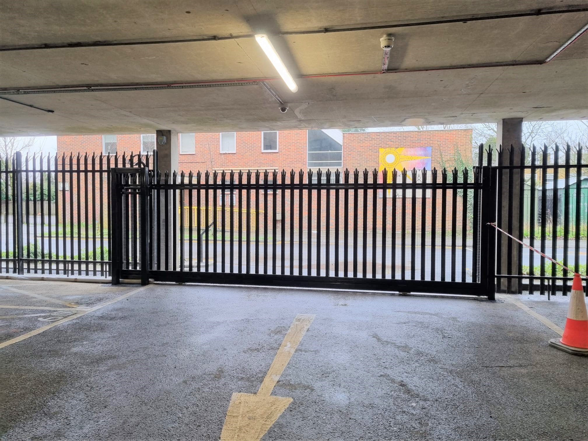 COMMERCIAL GATES Gallery | Security gates R Us | London
